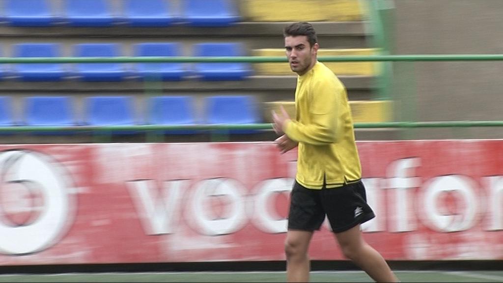John Neeskens jugarà una temporada més al Sant Andreu
