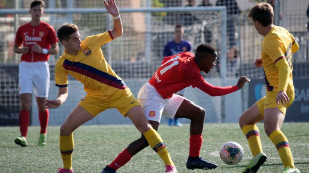 El CF Damm es consolida entre els millors de la Divisió d'Honor juvenil ...