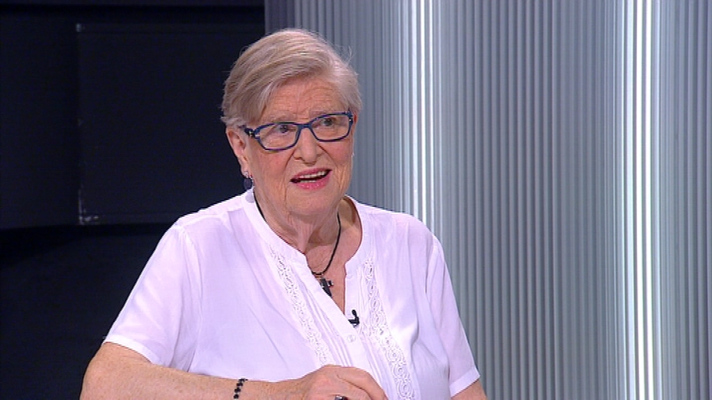 Viqui Molins i Enric Canet recorden el Pare Manel | betevé