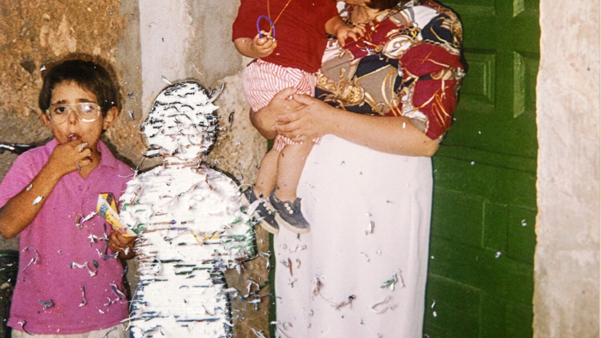 L'exposició "Lesbofòbia", al Centre LGBTI de Barcelona | betevé