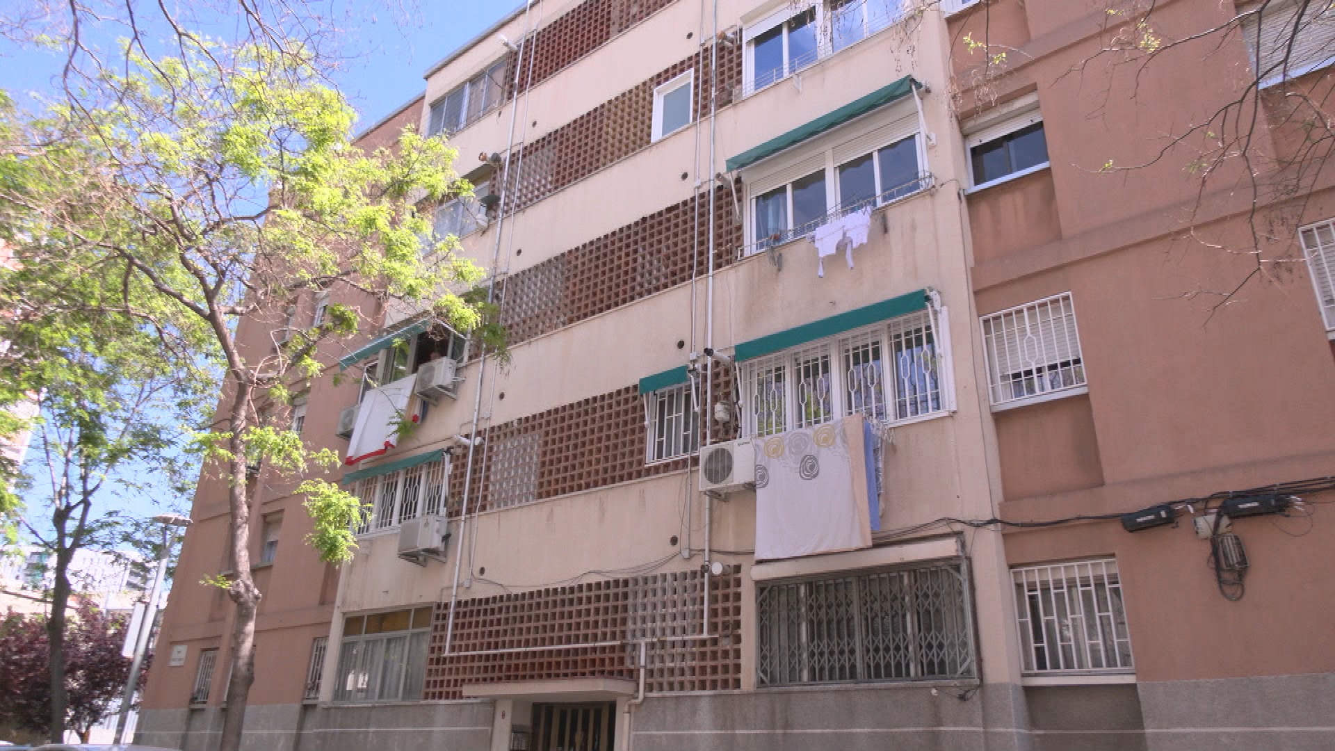 Edificis de la Pau, en mal estat pel ciment aluminós