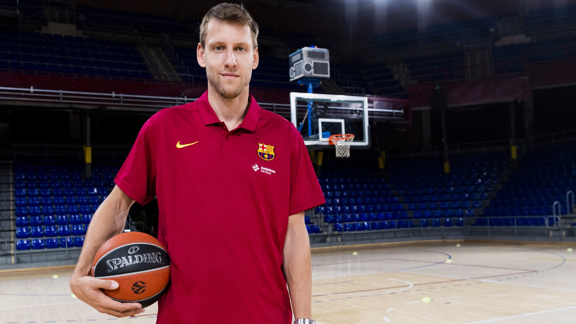 OFICIAL: Jan Vesely fitxa pel Barça fins a l'any 2025