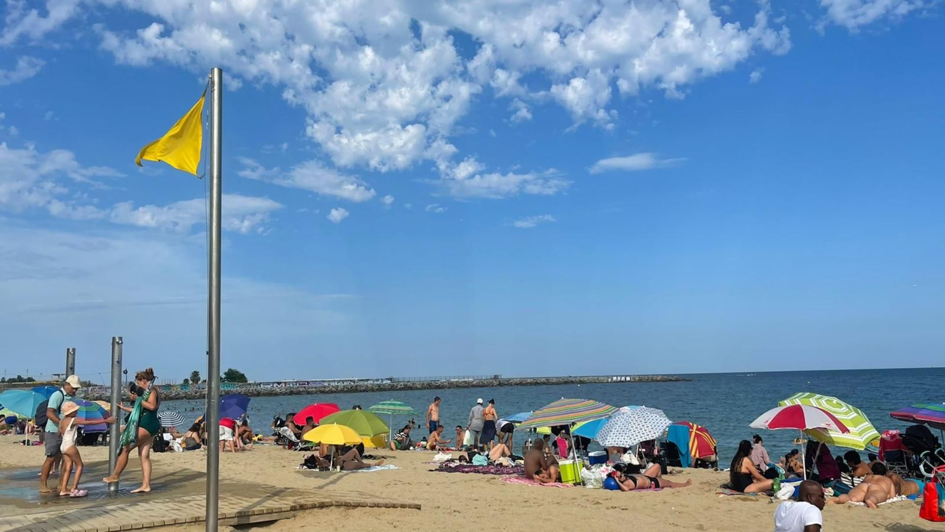 Torna la bandera groga a Barcelona: mala qualitat de l'aigua