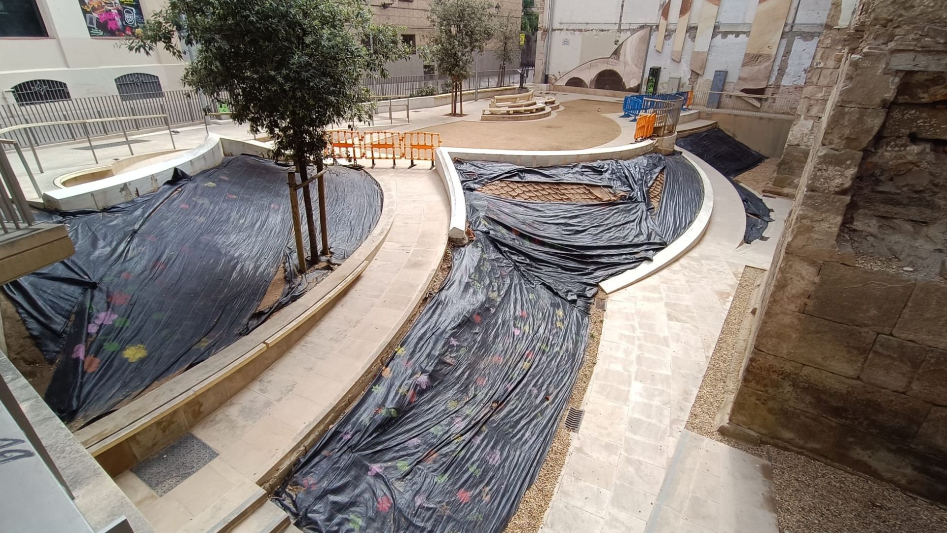 L'AFA Àngel Baixeras, per les xeringues: "Tancar la plaça com a pati ...