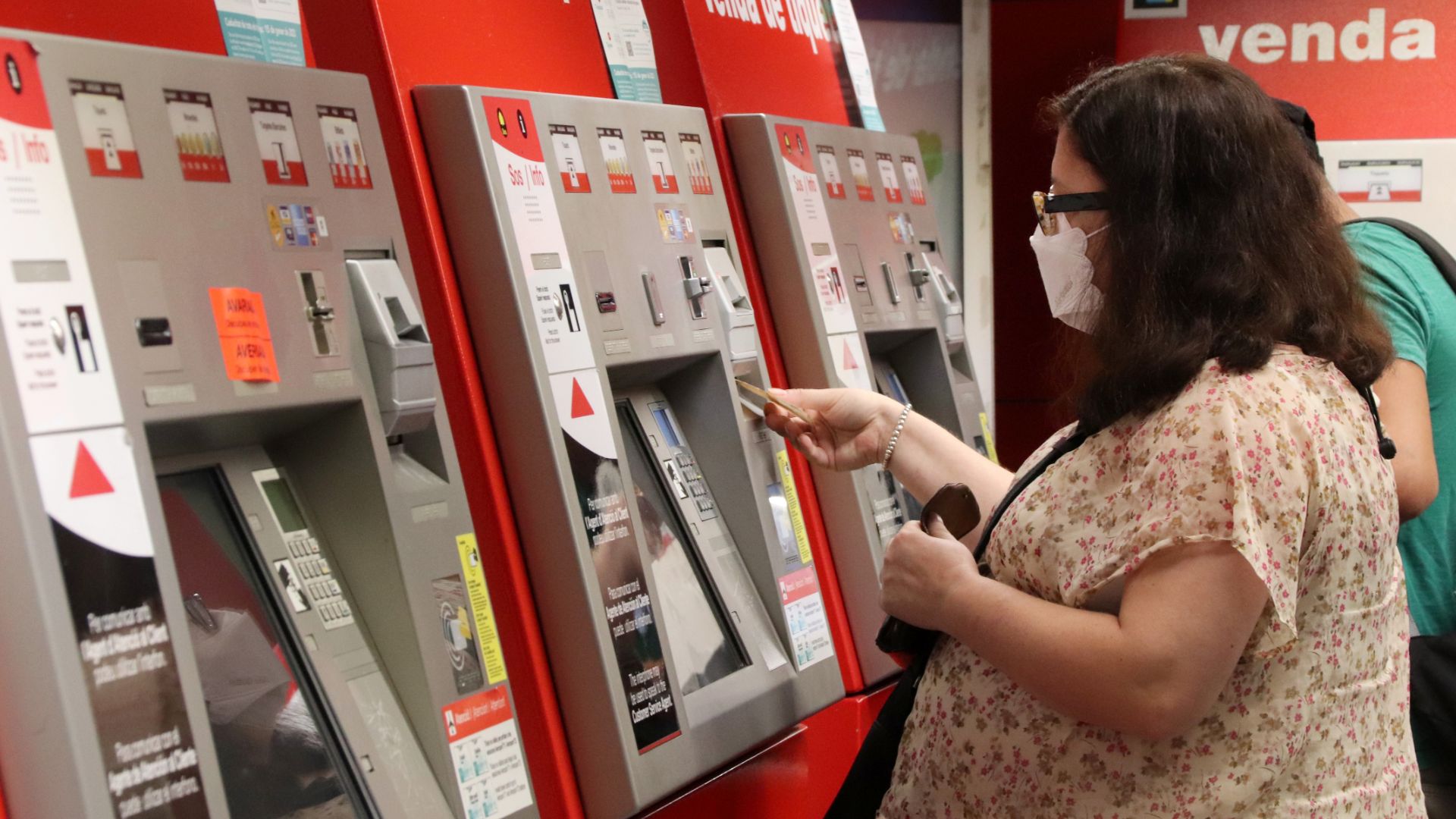 Un 26 % més de vendes de títols de TMB amb la reducció de tarifes