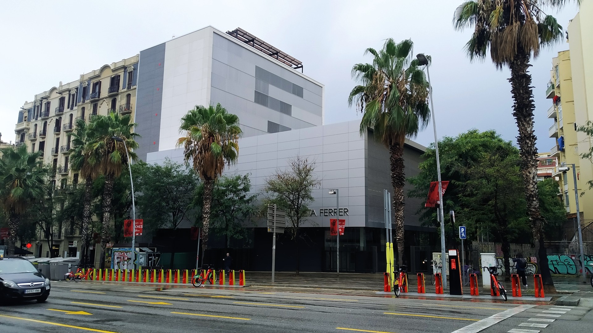Inaugurat l'Institut Angeleta Ferrer, després d'anys de retard