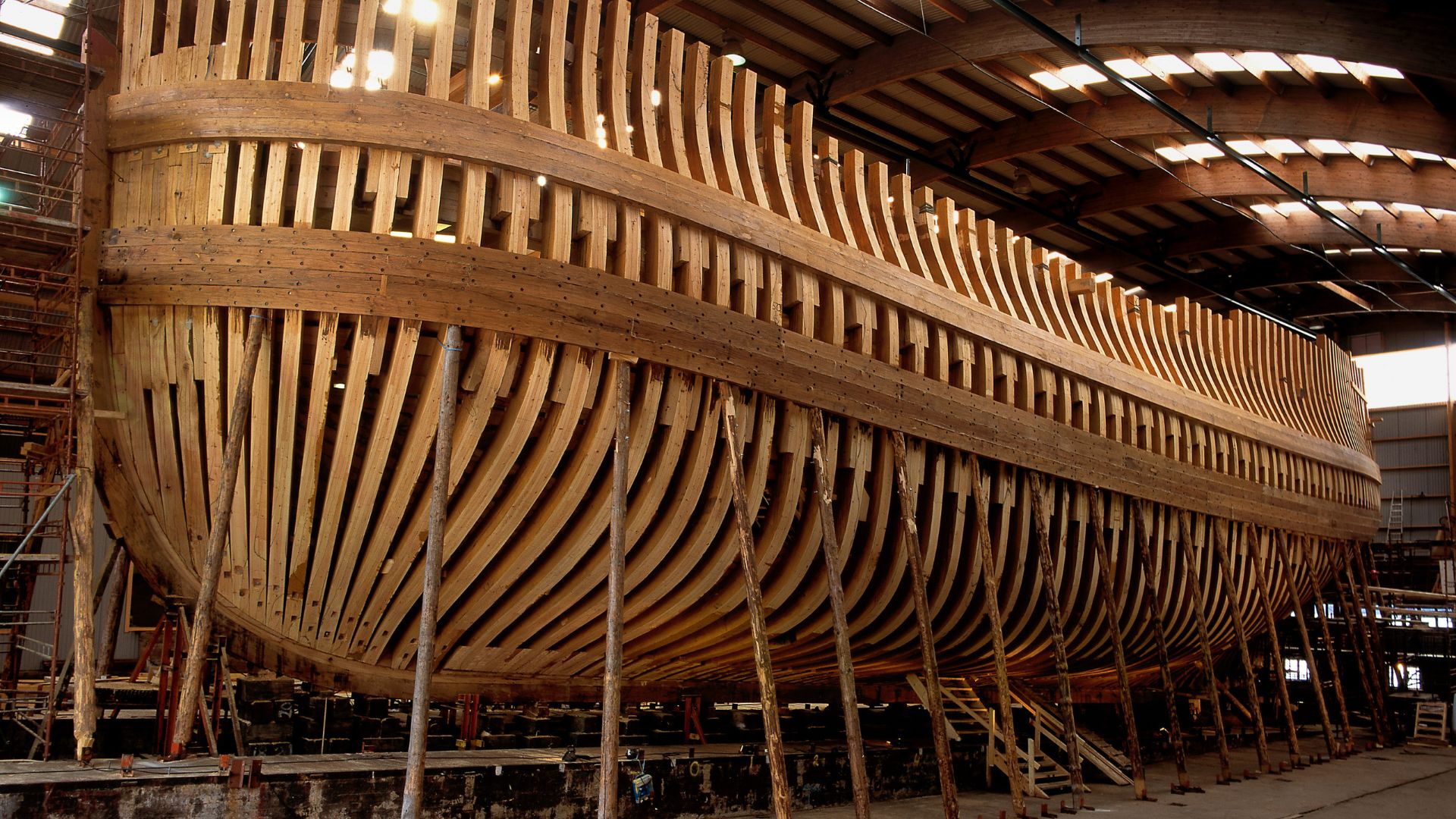 El veler de fusta més gran del món arribarà a Barcelona aquesta setmana