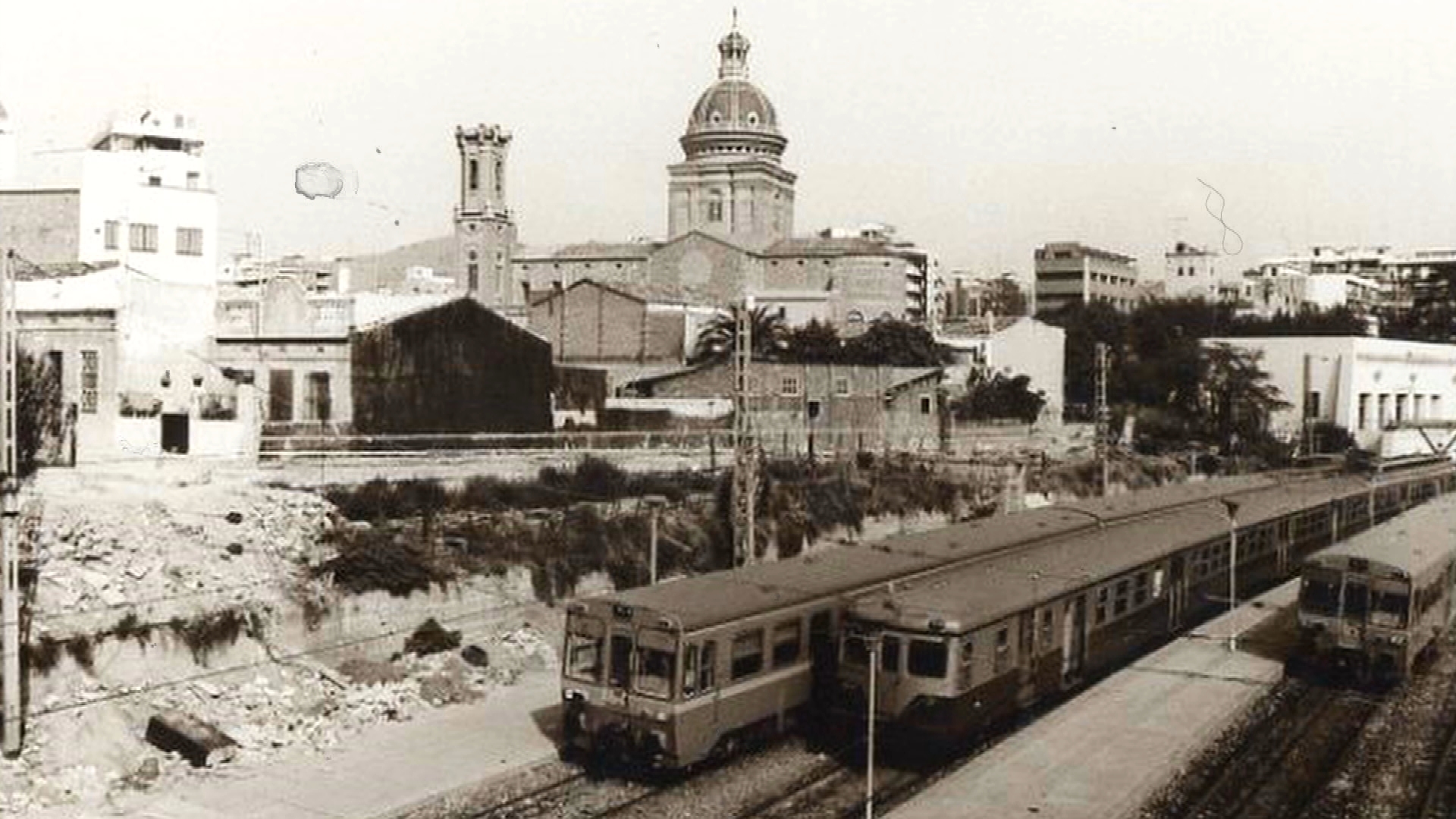 Adeu a Sant Andreu Comtal, l'estació més antiga d'Espanya