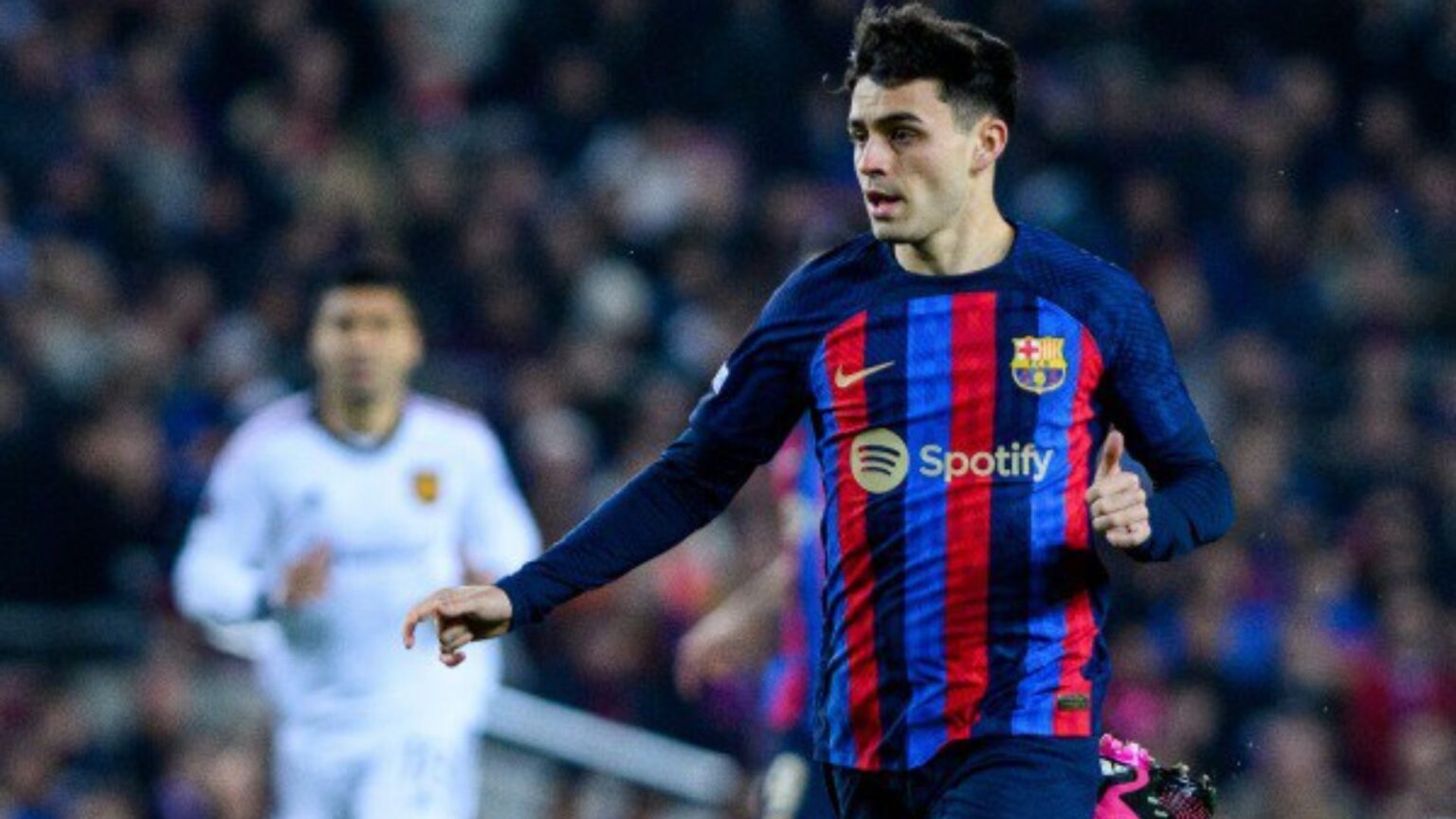 Pedri podria estar entre tres i quatre setmanes de baixa