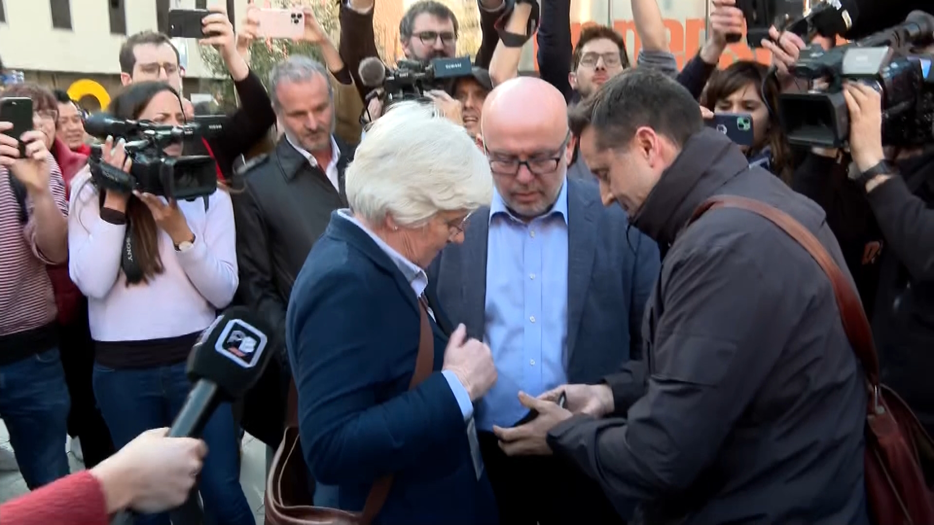 Detinguda a Barcelona l'exconsellera Clara Ponsatí després de tornar de ...