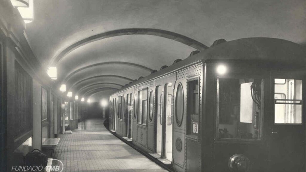 L'estació de metro de Marina de Barcelona fa 90 anys