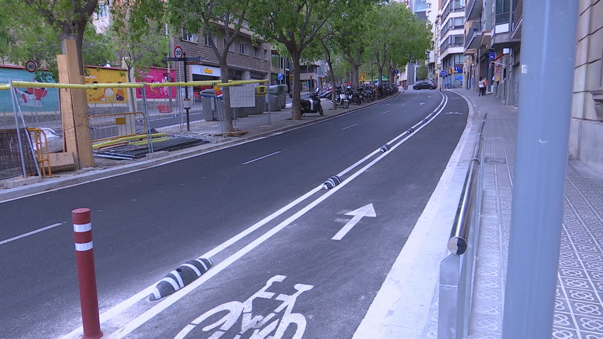 Via Augusta, el carril bici de la discòrdia