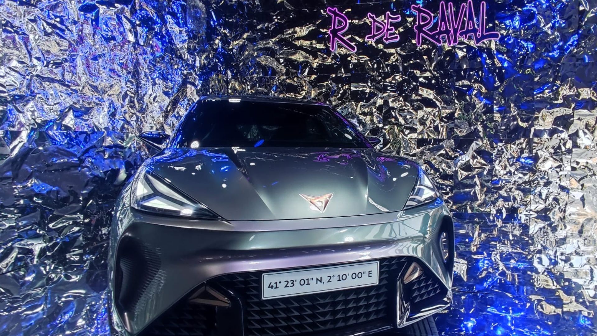 El Raval dona nom al nou vehicle elèctric de Cupra