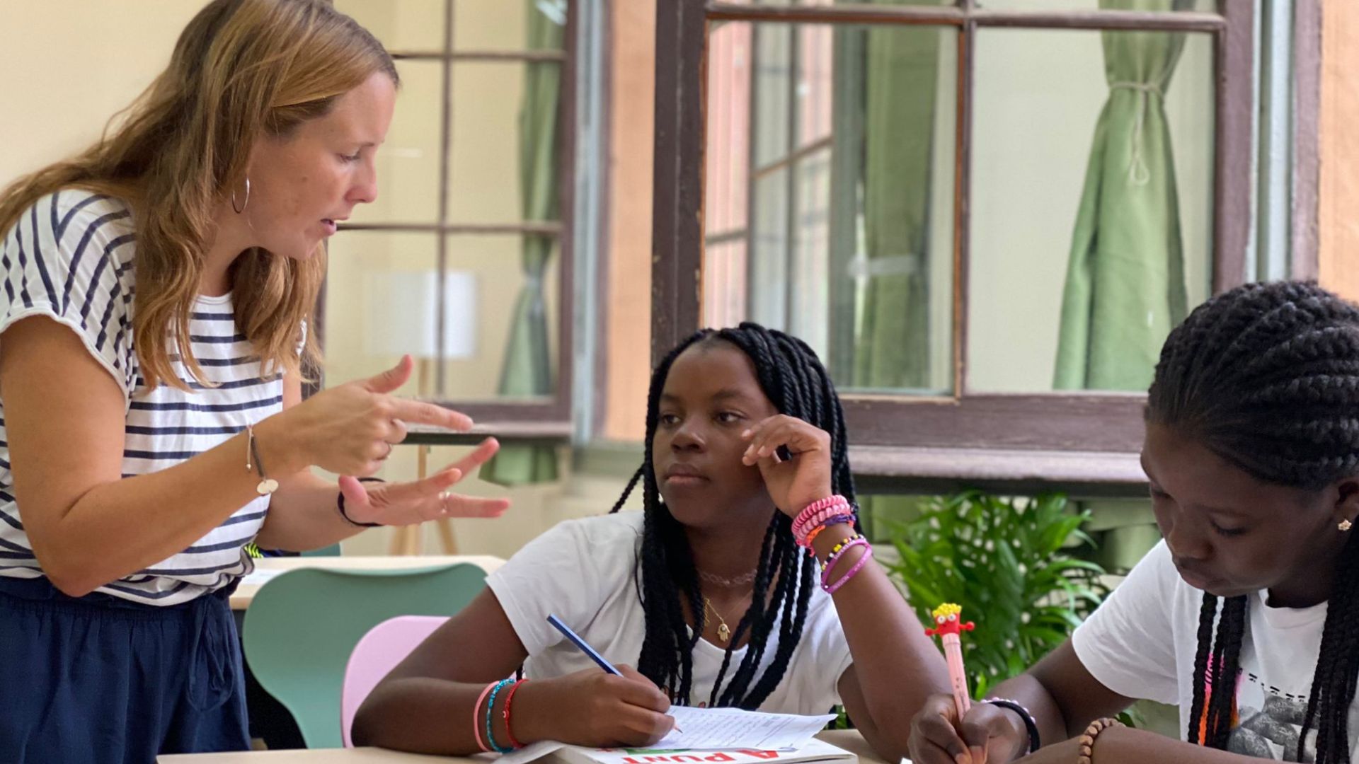 S'estrenen aules d'acollida accelerada per integrar alumnes a l'ESO