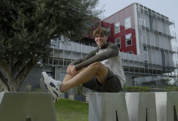 Marc Guiu i Héctor Fort, dues promeses de la Masia que apleguen físic i ...