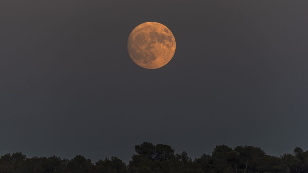 Lluna plena del setembre 2024: Quan és la pròxima? Dia i hora