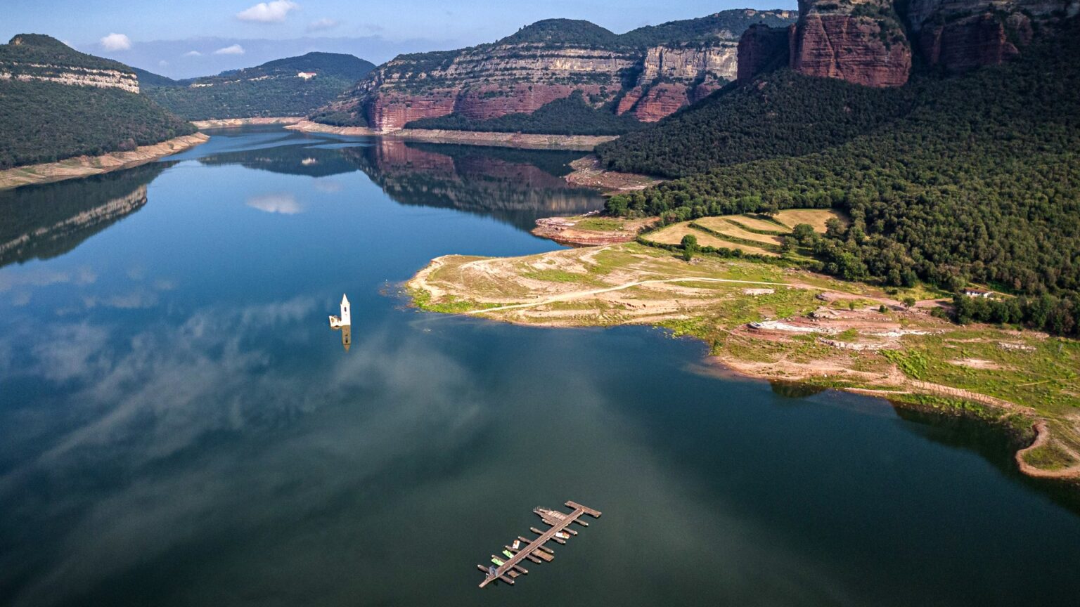 El pantà de Sau supera el 45 % de capacitat | FOTOS