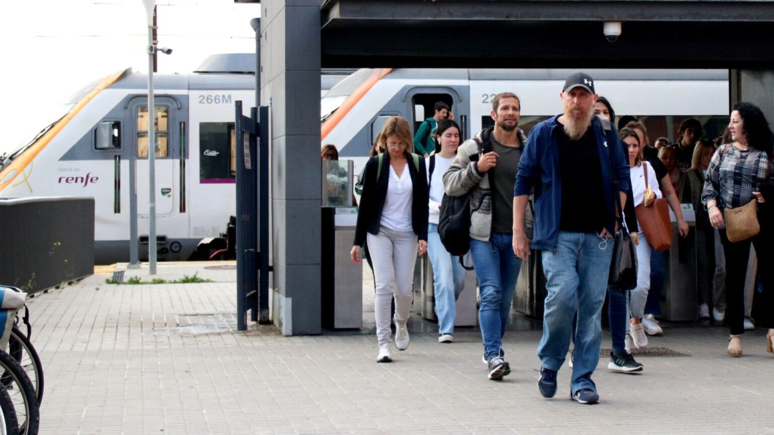 Tall a l'R1 de Rodalies de Catalunya entre el Clot i Badalona