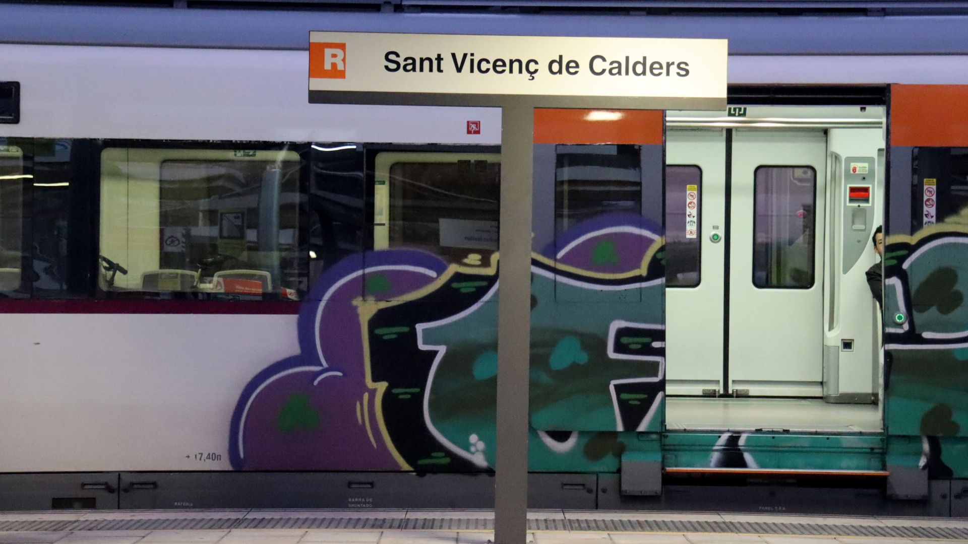Una incidència provoca retards a l'R4 de Rodalies