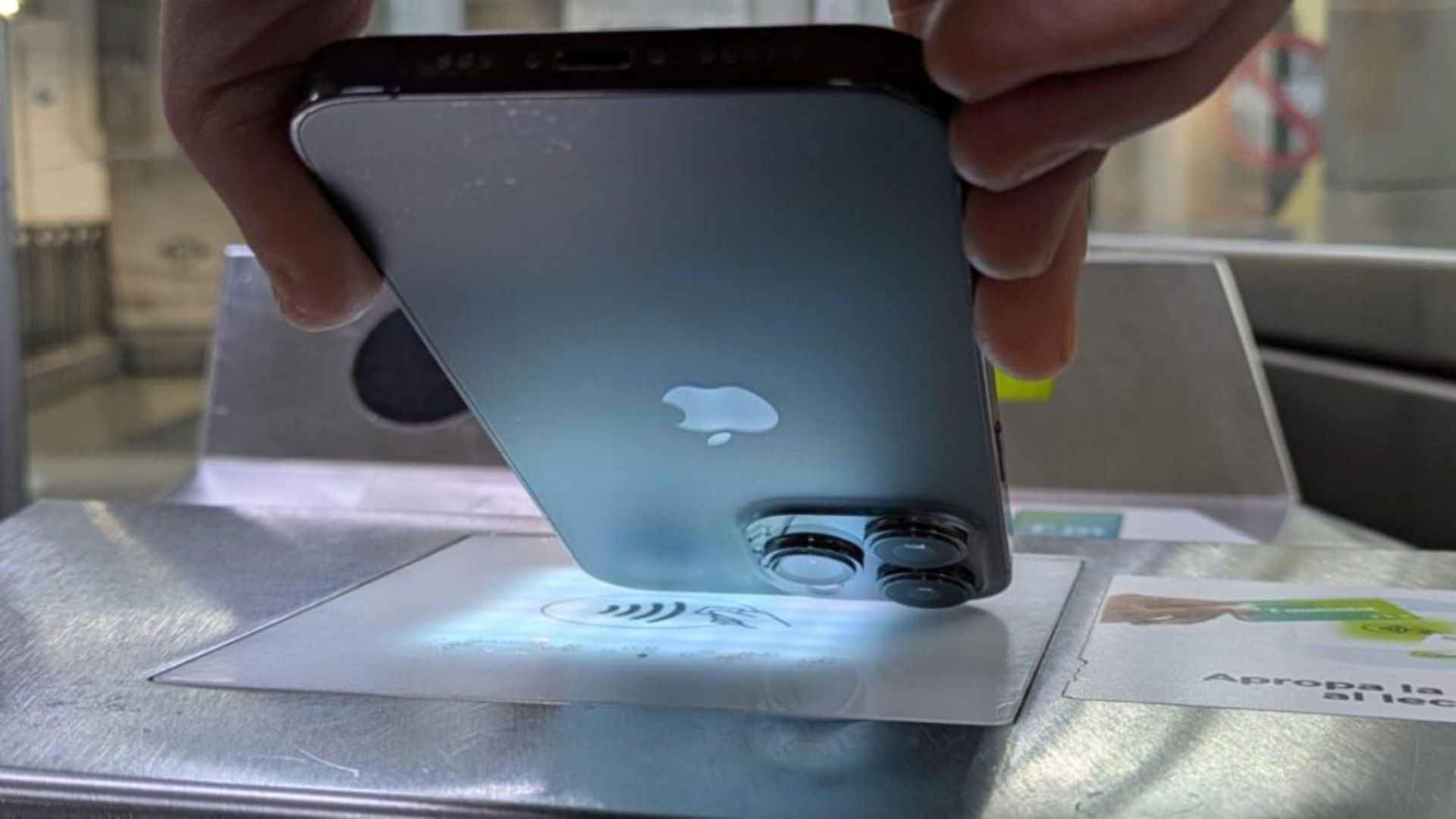 La T-Mobilitat amb iPhone disponible per a tots els usuaris