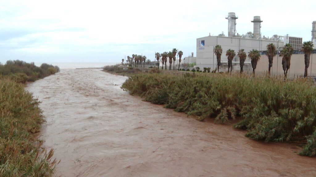 Tancat el Parc Fluvial del Besòs per la crescuda del riu