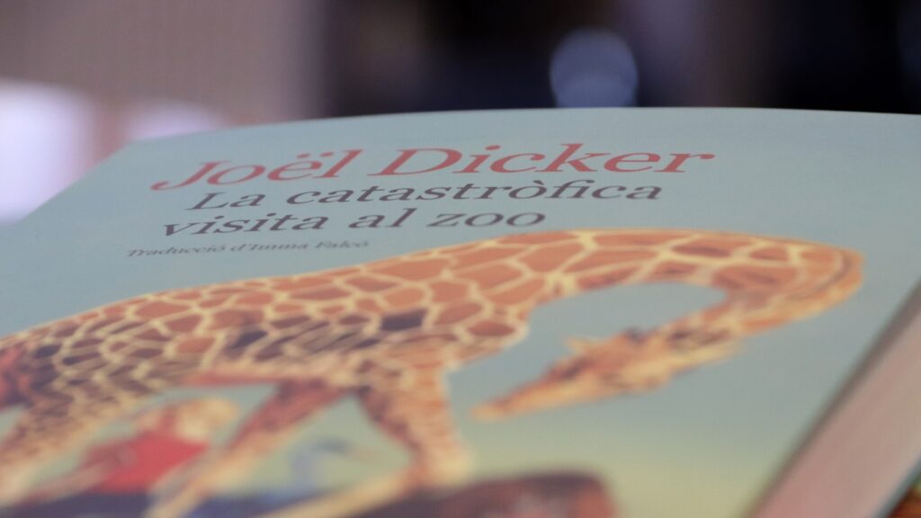 Joël Dicker publica 'La catastròfica visita al zoo'