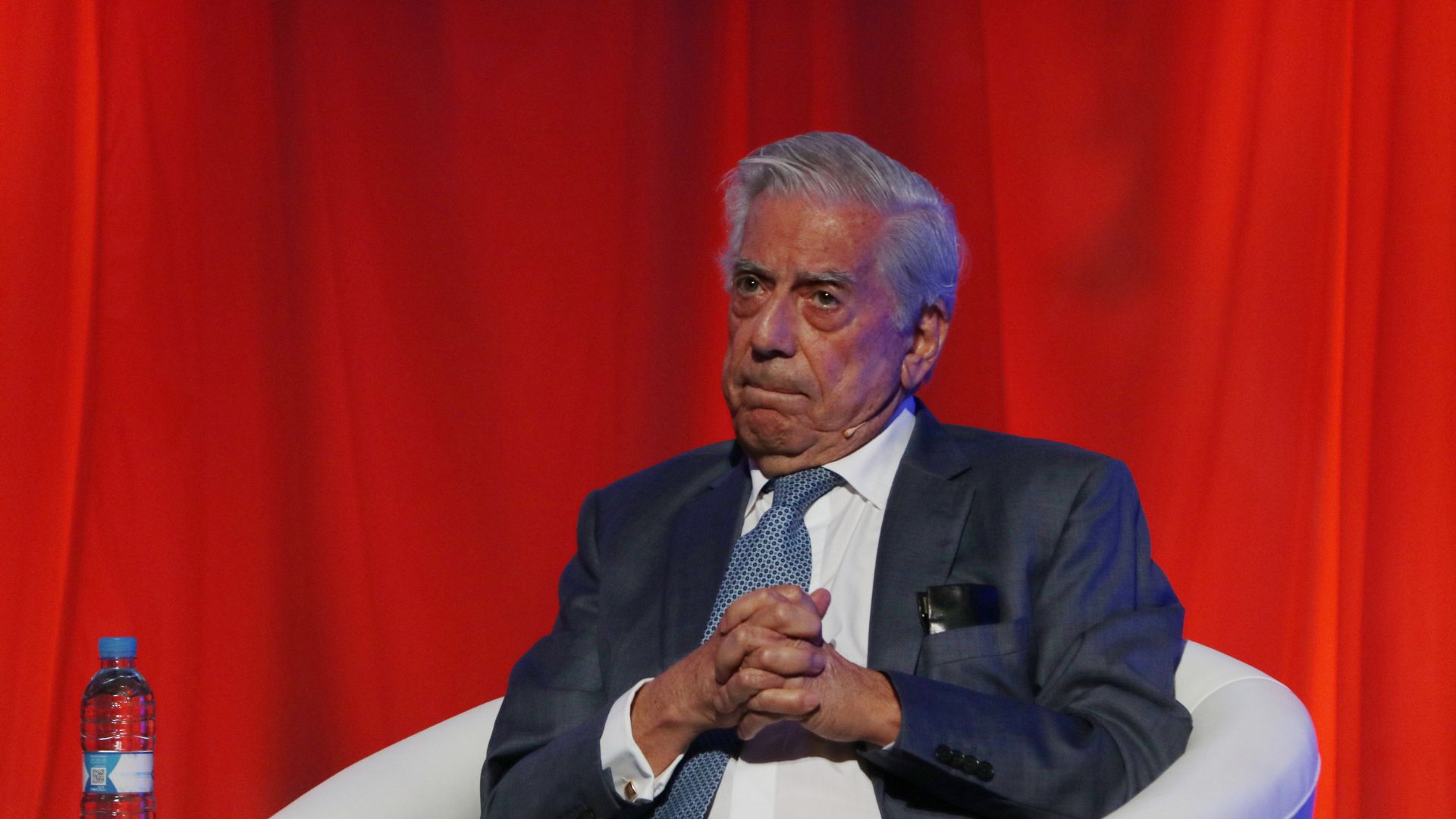 Mor Mario Vargas Llosa, el Premi Nobel de literatura