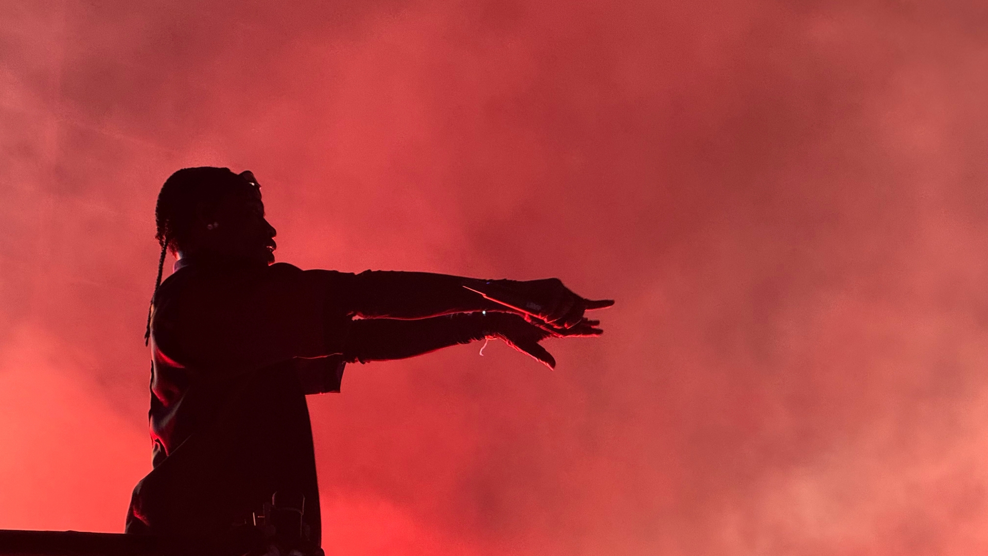 Travis Scott s'estrena a Barcelona hores abans del clàssic