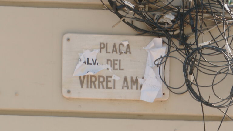 La plaça del Virrei Amat recuperarà el nom original