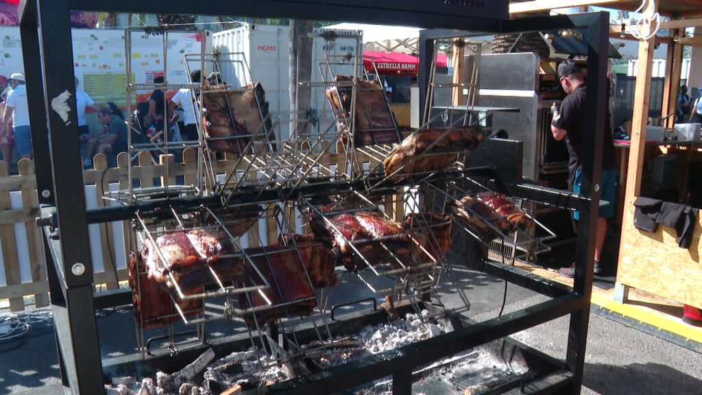 Torna el festival de la carn Meat and Fire al Moll de la Fusta